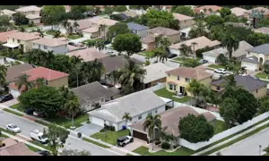 Easing tensions with Iran push mortgage rates lower — but a potential ...